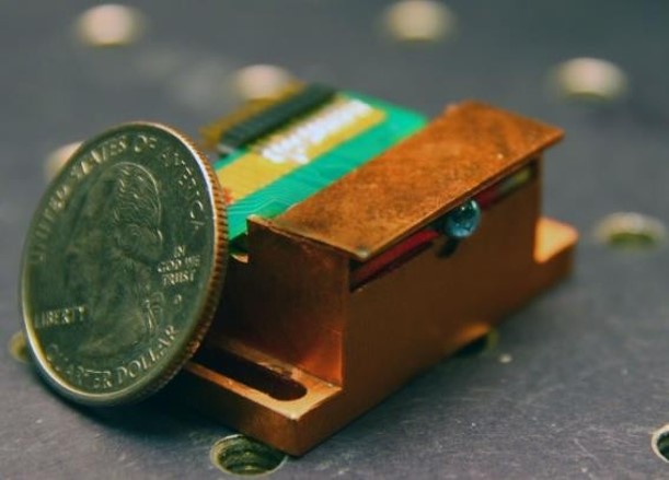 Customized QCL Chips--瑆创科技-专注于显微与光谱